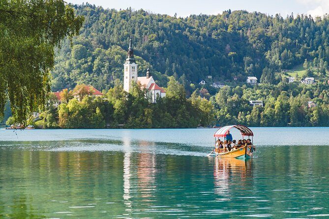 Bled Lake with island and castle - small group - day trip from Ljubljana - The Itinerary: What to Expect from Start to Finish