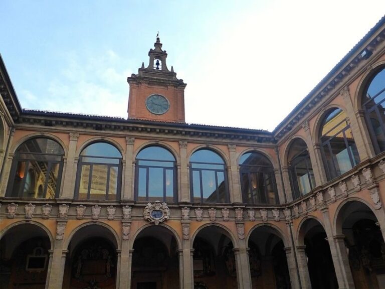 Bologna: Audio-Guided Archiginnasio Visit with Food Tasting - Practical Tips for Making the Most of the Tour