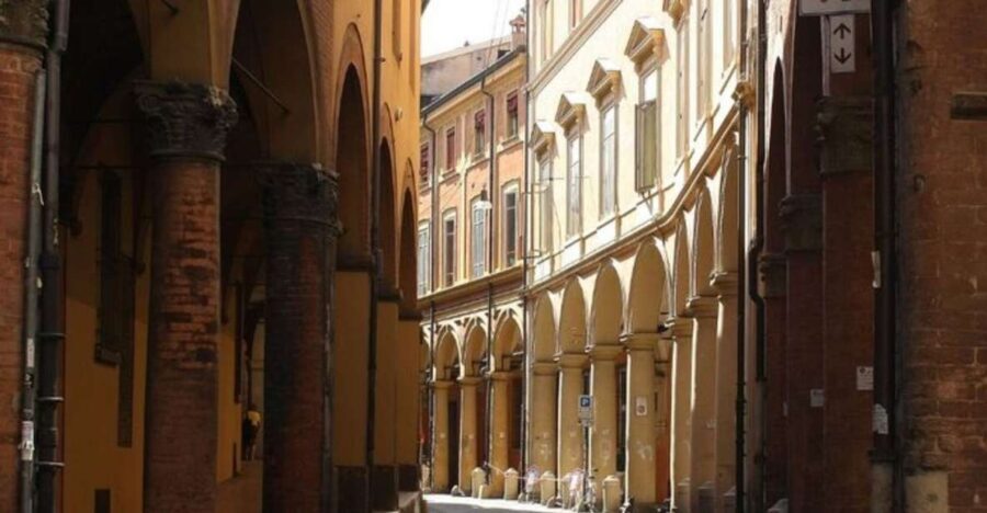 Bologna: Private custom tour with a local guide - Who Will Love This Tour