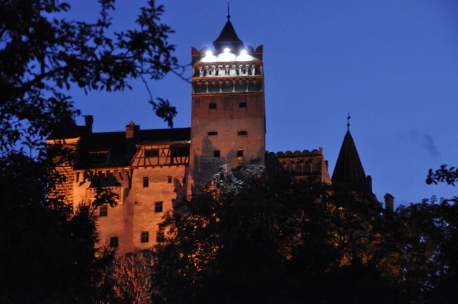 Brasov: Peles Castle, Bran Castle & Rasnov Fortress Day Tour - Why This Tour Is a Great Choice