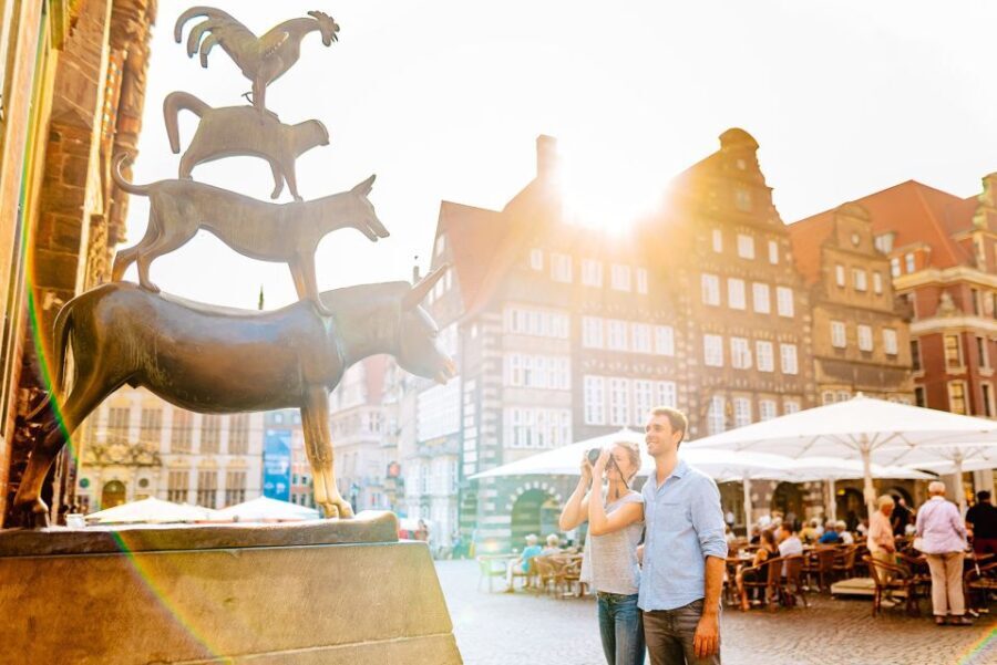 Bremen: City Center Guided Walking Tour - Authenticity and Guides