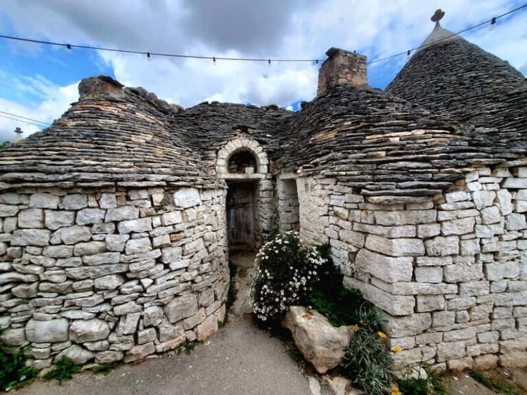 Brindisi: Alberobello, Locorotondo & Ostuni Tour with Brunch - Analyzing the Experience: What Makes It Stand Out