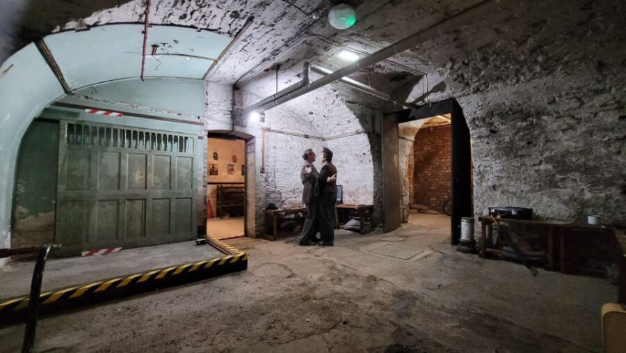 Bristol: Air Raid Shelter & St. Nicholas Market Walking Tour - A Deep Dive into the Bristol Air Raid Shelter & St. Nicholas Market Walking Tour