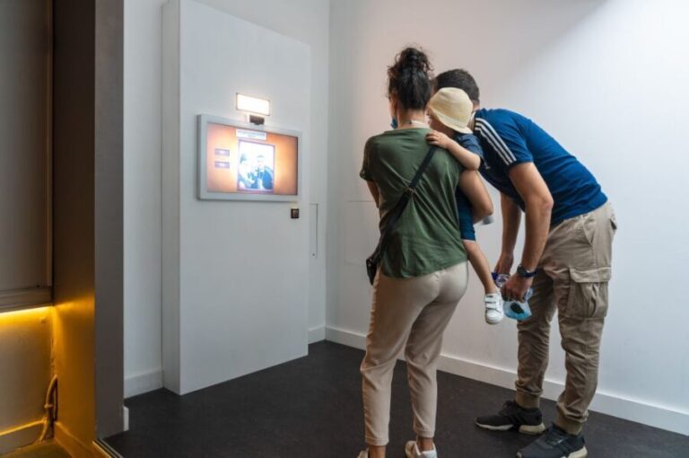 Bruges: Choco-Story Museum with Audio Guide and Tastings - What the Reviews Tell Us