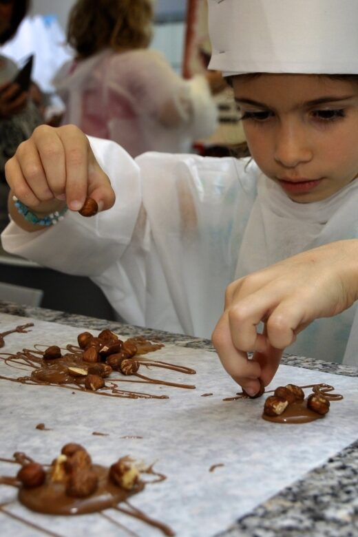 Bruges: Chocolate Making Workshop and Chocolate Museum Entry - Who Should Consider This Experience?