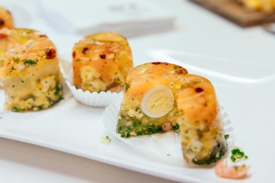 Bruges: Private Food Tour  10 Tastings with Locals - Exploring the Itinerary: What to Expect on Your Food Journey