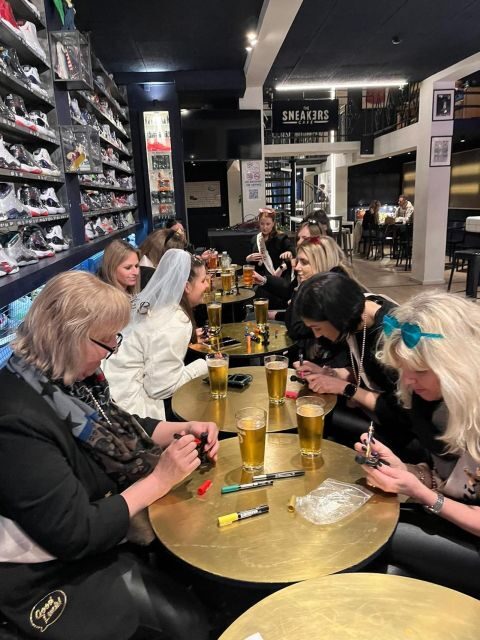 Brussels Tipsy Tour: Cocktail Making, Painting & Chocolates - Who Will Love the Brussels Tipsy Tour?