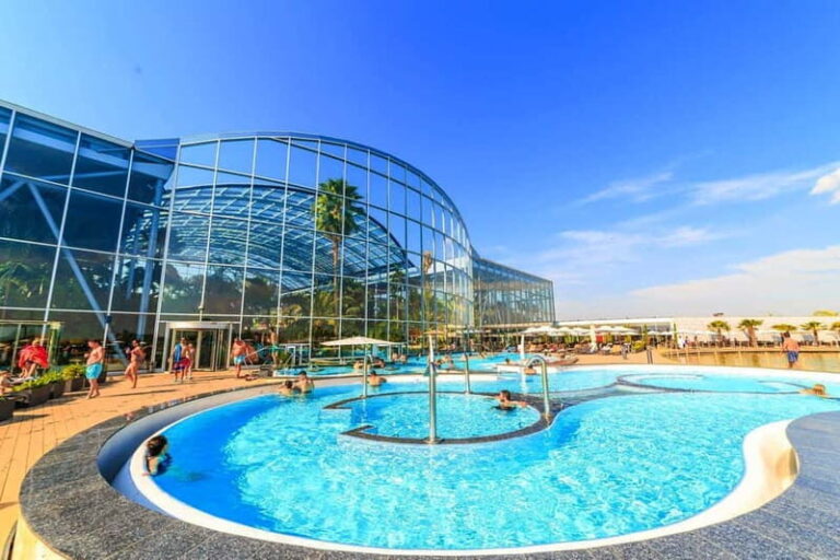 Bucharest: Therme Bucureti Entry Ticket with Transportation - What to Expect at Therme Bucureşti