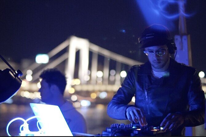 Budapest Danube Cruise with DJ, Drinks and After Party - What You Can Expect