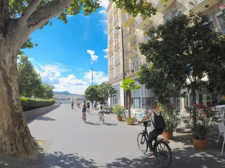 Budapest: Guided Bike & E-bike Tour with a Goulash - Who Will Love This Experience?