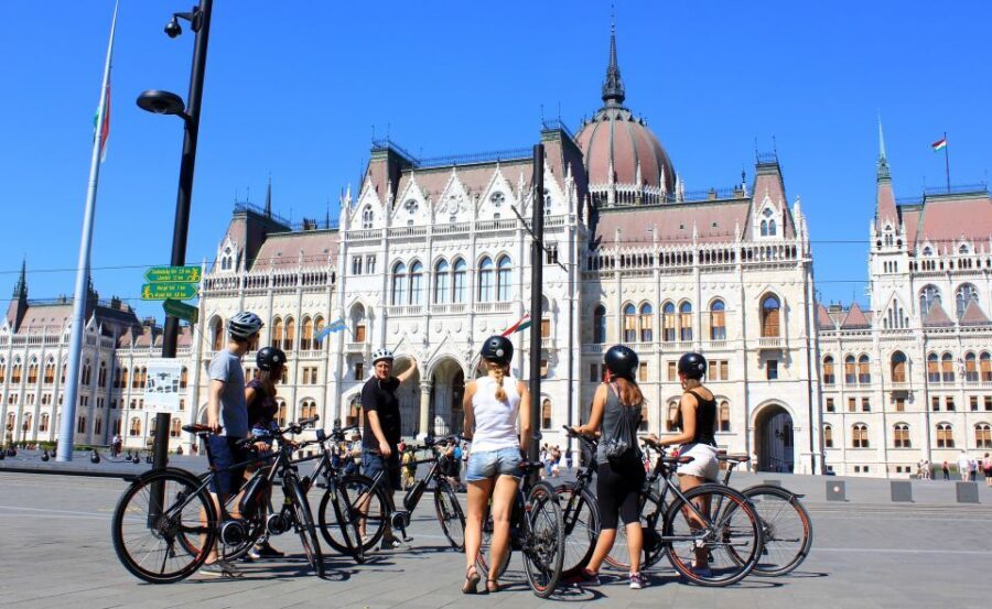 Budapest: Guided City Tour by E-Bike - What to Expect During the Tour
