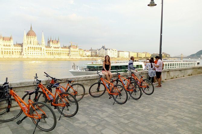 Budapest Historic Downtown Bicycle Tour in small groups - Who Will Love This Tour?