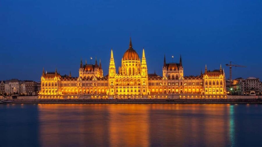 Budapest: Parliament Panorama Cruise with Törley Prosecco - Who Will Love This Cruise?