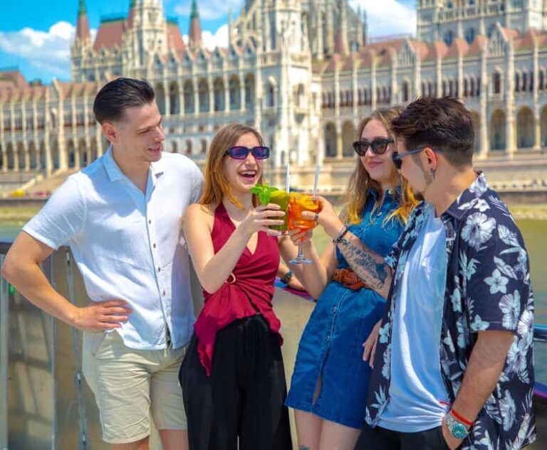 Budapest: Sunset Cocktail Cruise - The Value for Money