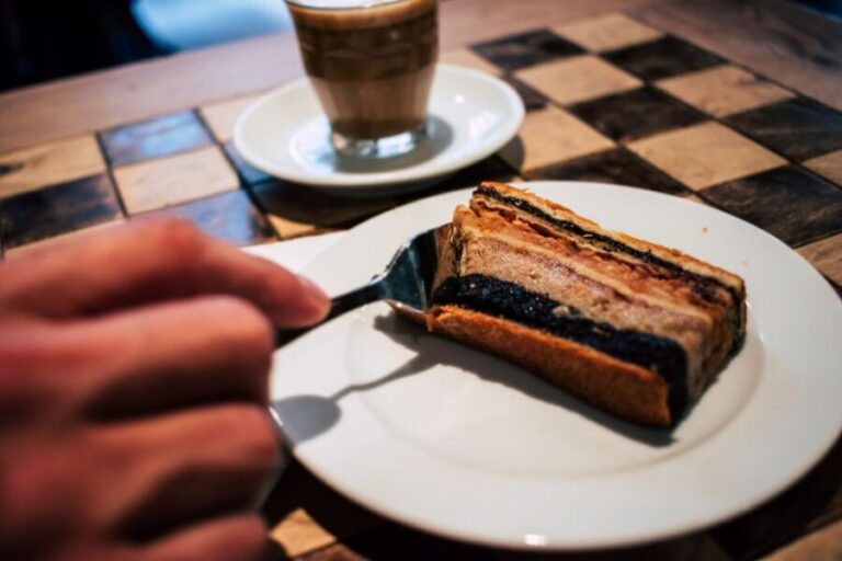 Budapest: Taste Gulyás & Hungarian Street Classics - Who Would Love This Tour?