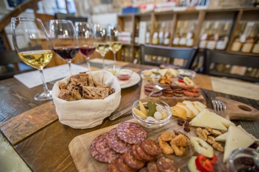 Budapest: Wine, Cheese, and Charcuterie Tasting - What’s Included and How It Adds Value