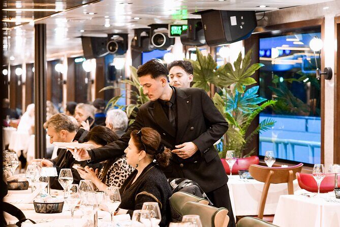 Butalux - Bosphorus Luxury Dinner Cruise - Onboard Experience: Food, Drinks, and Entertainment