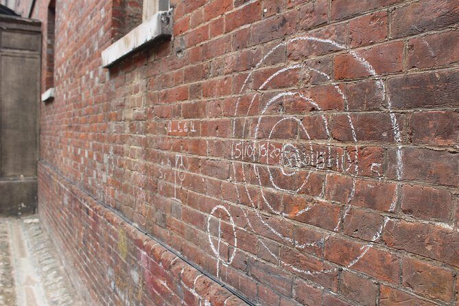 Call the Midwife Location Tour in Chatham - Practical Tips for Visitors