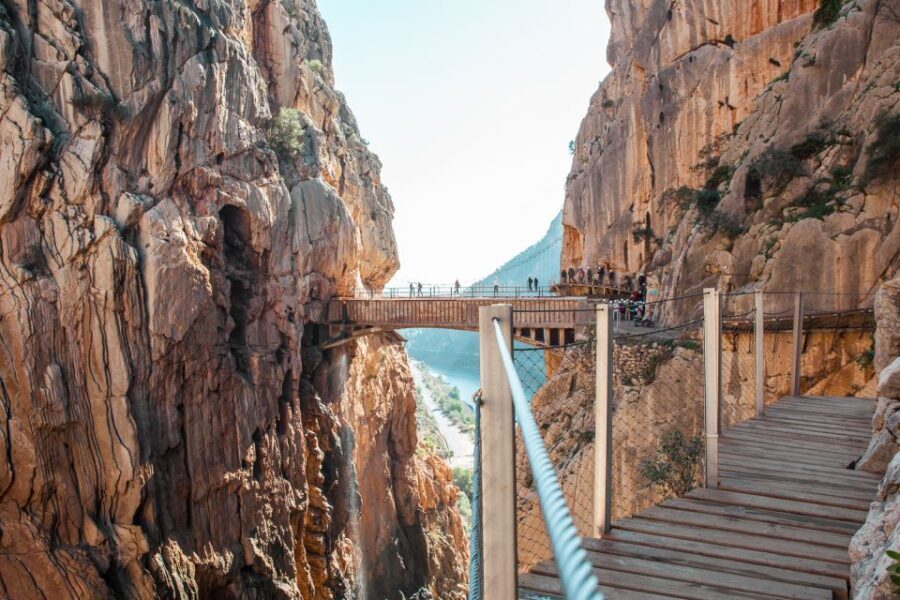 Caminito del Rey: Trekking Tour with Hiking Guide - What Makes This Tour Stand Out?