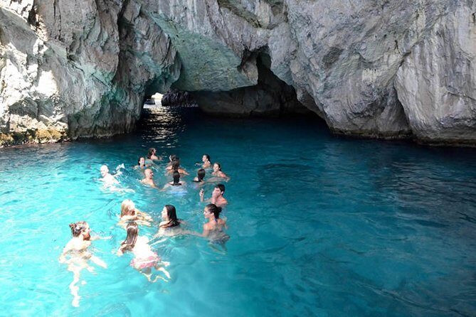 Capri Boat tour from Positano with Light Lunch, Drinks & Swim - Who Is This Tour Best For?