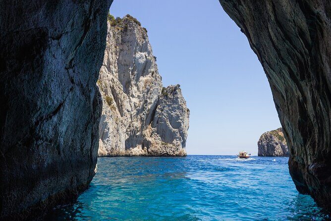 Capri Island Small Group Boat Tour from Naples with Light Lunch - Why This Tour Stands Out