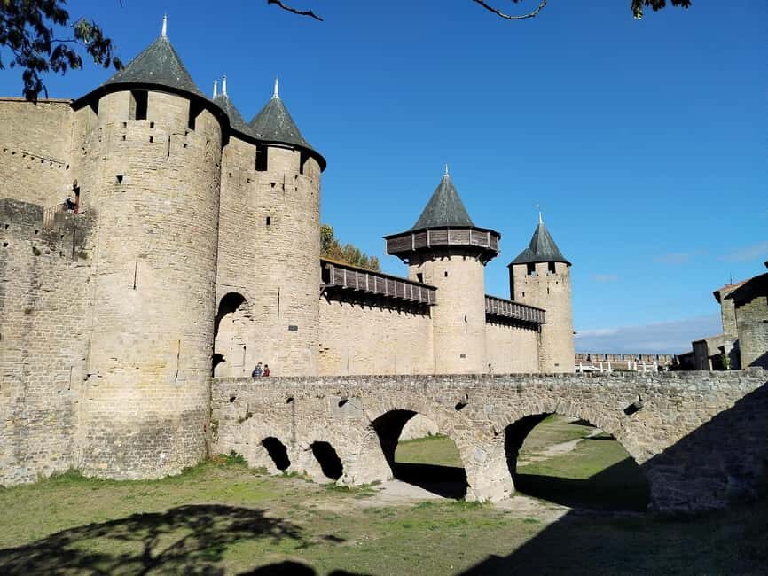 Carcassonne: Private Guided Tour of the Medieval Fortress - Introduction to Carcassonne’s Medieval Marvel