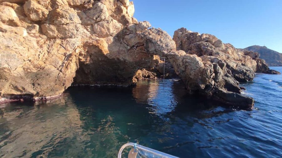 Cartagena: Guided boat tour of Cartagena and Algamecas Port - Why This Tour Is a Great Pick