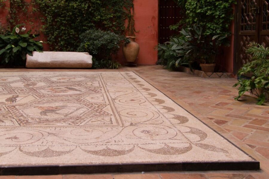 Casa de Salinas Entry Ticket with Audio Guide - Discovering the Charm of Casa de Salinas