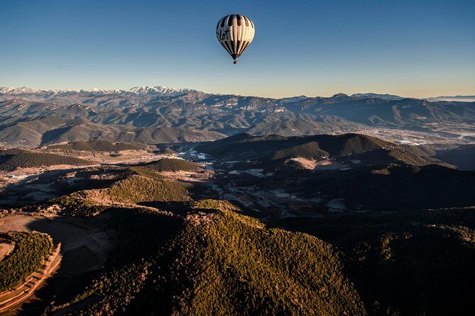 Catalonia Hot Air Balloon Ride and Breakfast over the Volcanoes of la Garrotxa - What Makes This Tour Special
