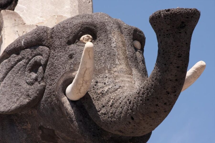 Catania: City Highlights Walking Tour - Deep Dive into the Landmarks