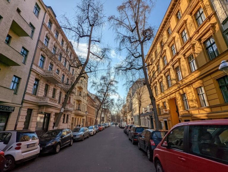 Charlottenburg: 2-Hour City Walking Tour - What to Expect from the Tour