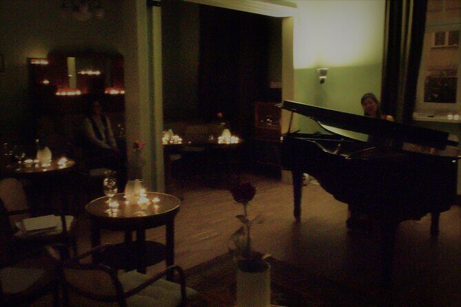 CHOPIN - Painted by Candlelights with Wine: Warsaw Concert - Why We Think Youll Love It