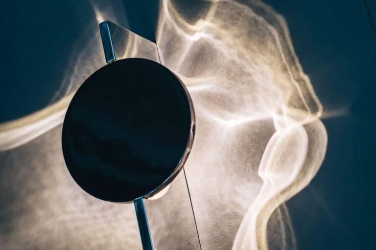 Cocktails lessons in Speakeasy - The Pacing and Group Experience