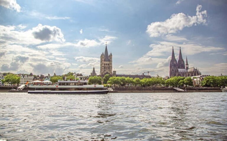 Cologne: 1-hour Rhine Cruise in Cologne - The Downsides to Keep in Mind