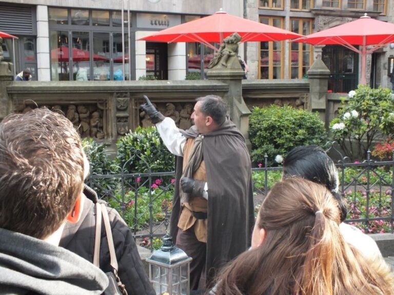 Cologne: Night Watchman Old Town Walking Tour - Why This Tour Works Well