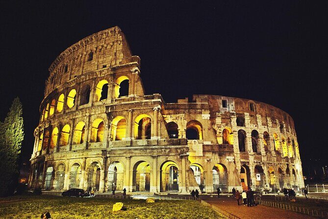 Colosseum Night Tour with Underground and Arena access - The Experience of Visiting at Night