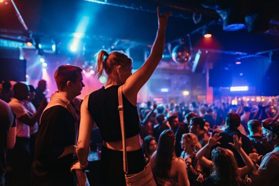 Copenhagen: Guided Party Pub Crawl with 4 Shots and 1 Drink - Who Will Love This Tour?