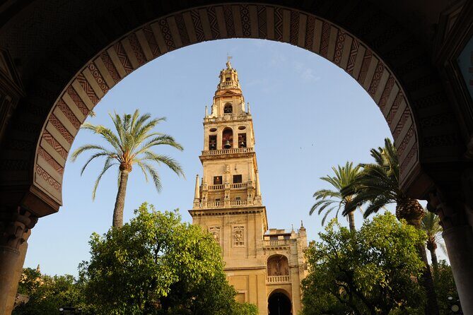 Cordoba Day Trip with Mosque-Cathedral Ticket from Seville - Exploring Cordoba’s Old Town