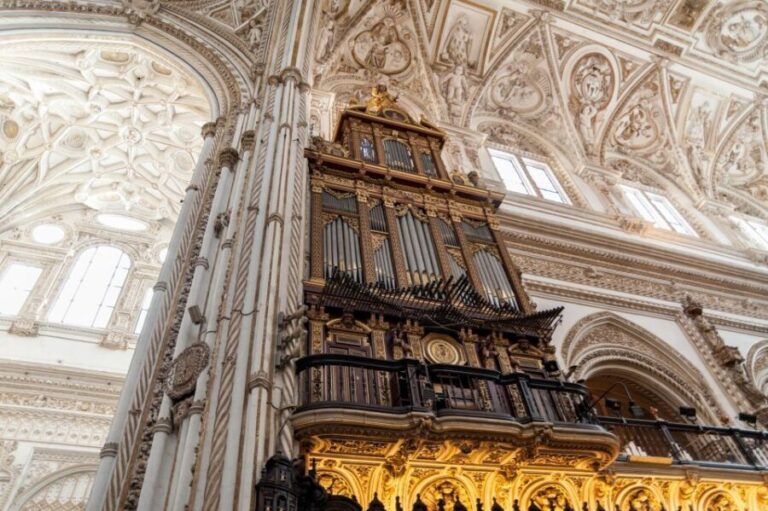 Cordoba: Jewish Quarter and Mosque-Cathedral Guided Tour - The Practical Side: What to Expect