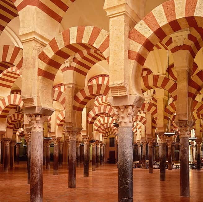 Córdoba: Mosque-Cathedral Guided Tour with Tickets Included - What to Expect During the Tour