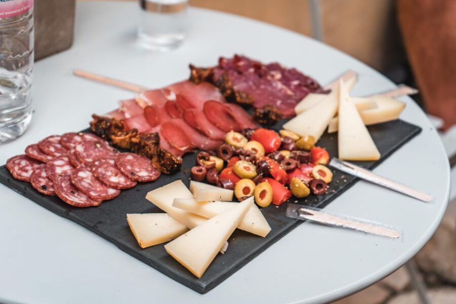 Corfu Town: Guided Walking Tour and Local Food Tastings - Why This Tour is a Smart Choice