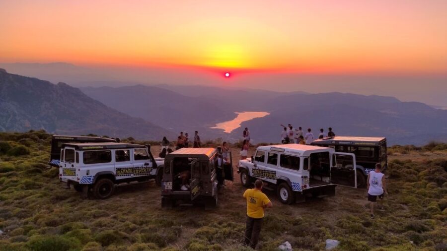 Crete: Sunset Safari - Transportation and Group Dynamics