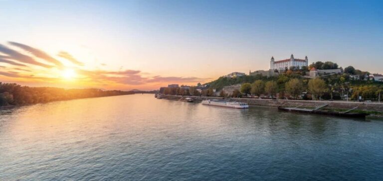 Day trips from Vienna: Bratislava and Budapest with Guide - Authentic Insights from Reviewers