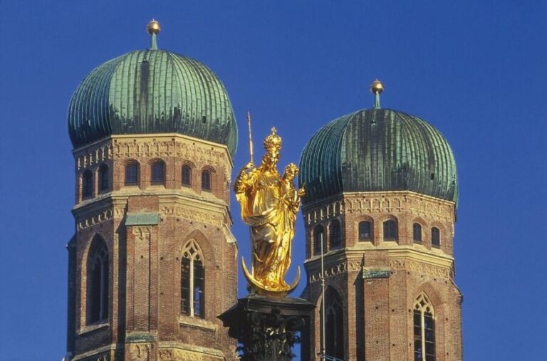 Discover Munich 2-Hour Small Group Walking Tour - The Itinerary: What You’ll See and Do