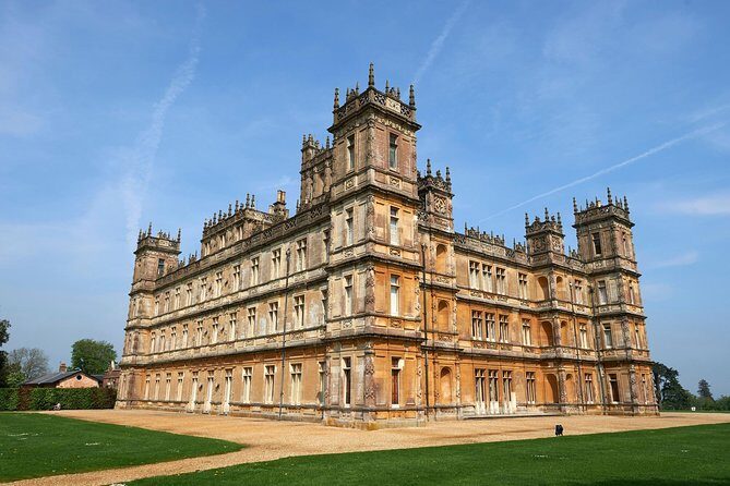 Downton Abbey and Village Coach Tour from London with Highclere - The Value of This Tour