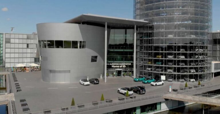 Dresden: Tour of VW's Transparent Factory - What to Expect at the Volkswagen Transparent Factory