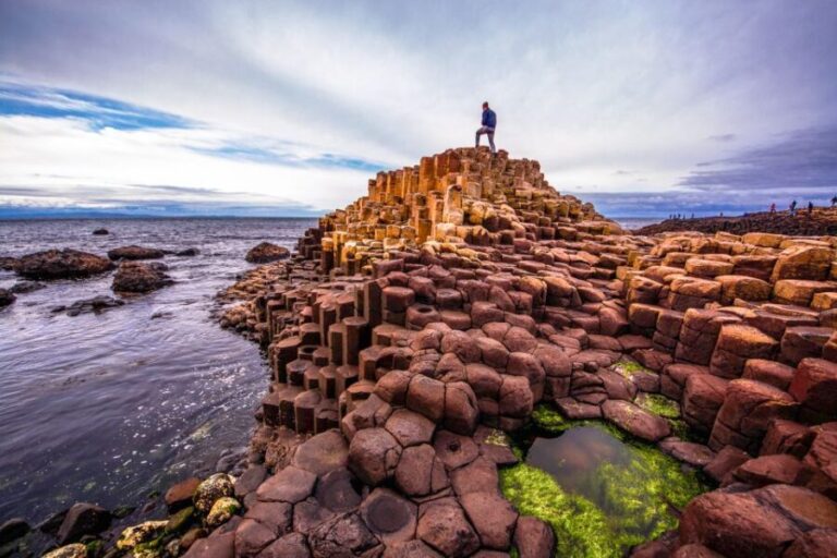 Dublin: Giants Causeway, Dark Hedges, Dunluce & Belfast Tour - Transportation and Comfort