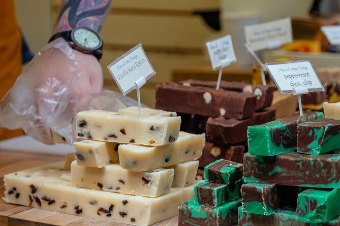 Dublin Private Walking Food Tour With Locals with 10 Tastings - The Guides Make All the Difference