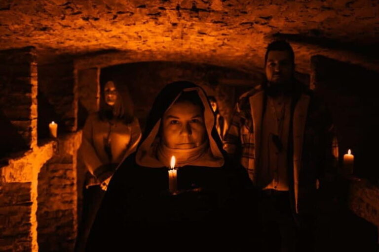 Edinburgh: Multi-Sensory Adults Haunted Vaults Night Tour - What to Expect from the Tour