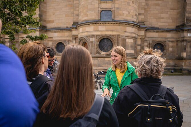 Edinburgh: Pubs & History Walking Tour with Beer Tasting - What to Expect on the Day